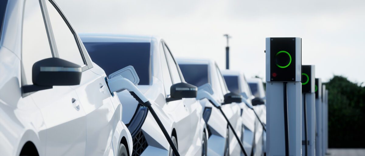 Understanding electric vehicle risks and safety measures - Federated